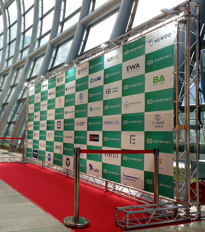 Sandt Entertainment저렴 하면서 고퀄포토존포토월전시홍보안내학회학술제미니트러스부스설치렌탈대여임대