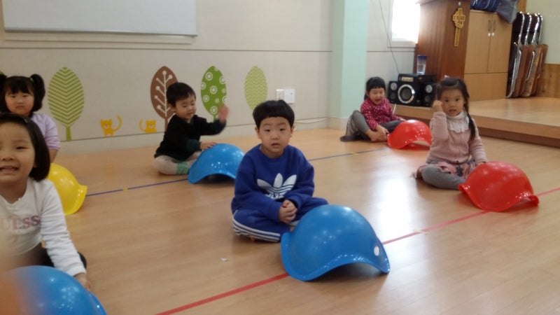 유아체육 빌리보유아체육대회초등학교체육대회파주유아체육일산유아체육인천유아체육김포유아체육직업체험교구대여에어바운스대여기업행사워터슬라이드대여사회자mc