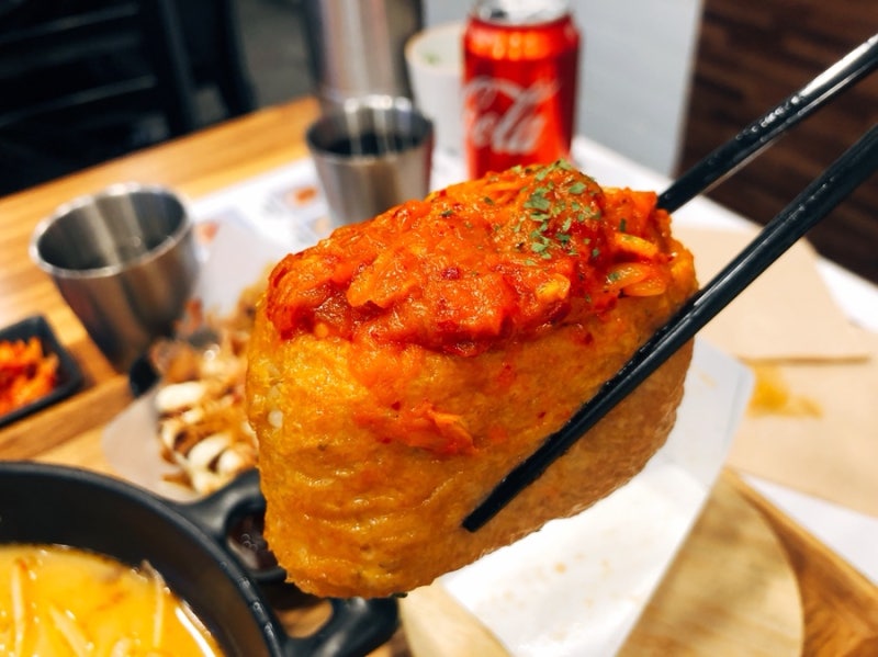 강남역 맛집추천 "유부남" 거대유부초밥과 다양한 우동 진심 제대로 맛있다...!(feat.훈훈한 사장님과 직원분들) : 네이버 블로그