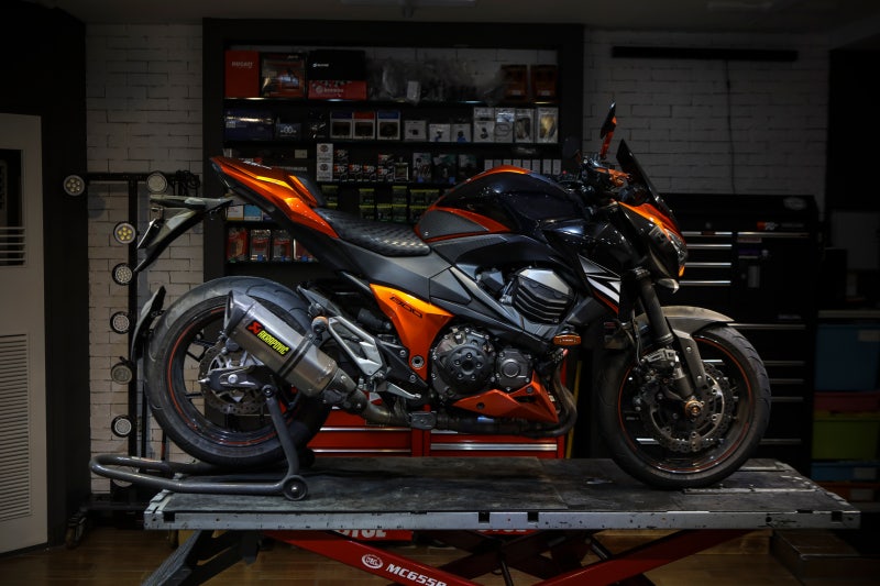 브라더 모터스 Kawasaki 가와사키 네이키드 Z800 대륙의 실수 킹타이어 Q 등급 바이크 타이어 오토바이 타이어 교환