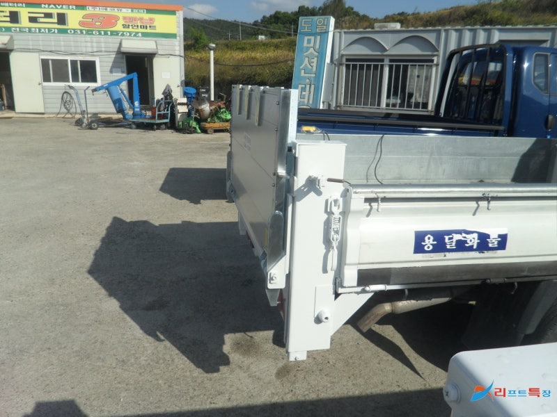 경기도 성남시 용달화물차량 수직 리프트게이트 설치 네이버 블로그
