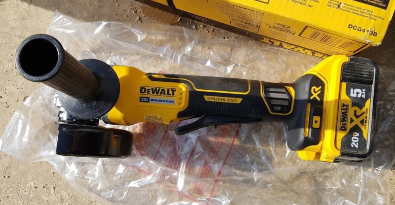 디월트 DCG413 무선충전 그라인더 사용기 : 네이버 블로그