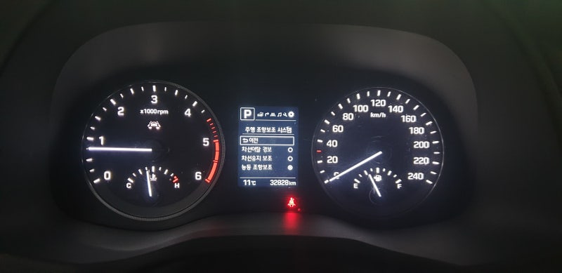 올뉴투싼TL 차량에 LKAS(주행 조향보조 시스템), HBA(하이빔 어시스트), AEB(긴급 제동 시스템) 장착 작업 : 네이버 블로그