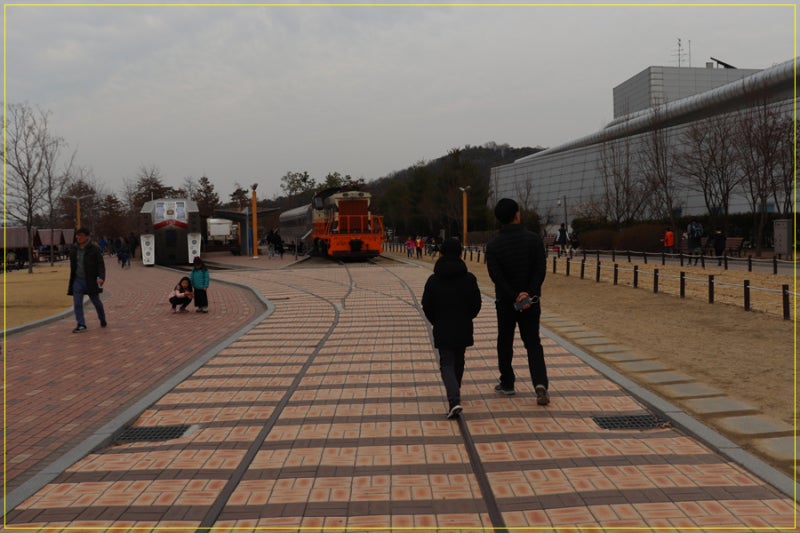 국립 과천과학관에 전시중인 2101호새마을호 표준형전동차의 근황 네이버 블로그