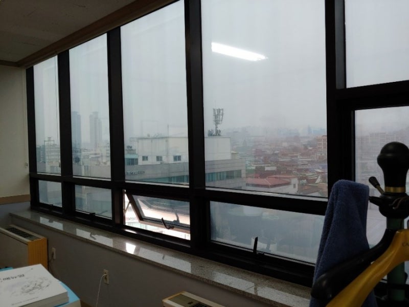 수원시 팔달구 자외선차단썬팅 옷가게 샵 햇빛차단 선팅 윈도틴팅 탈색변색방지 썬팅시트지 제거후 썬팅 일산 서구식당 썬팅 음식점 유리창문썬팅 통유리썬팅 사생활보호썬팅 시선