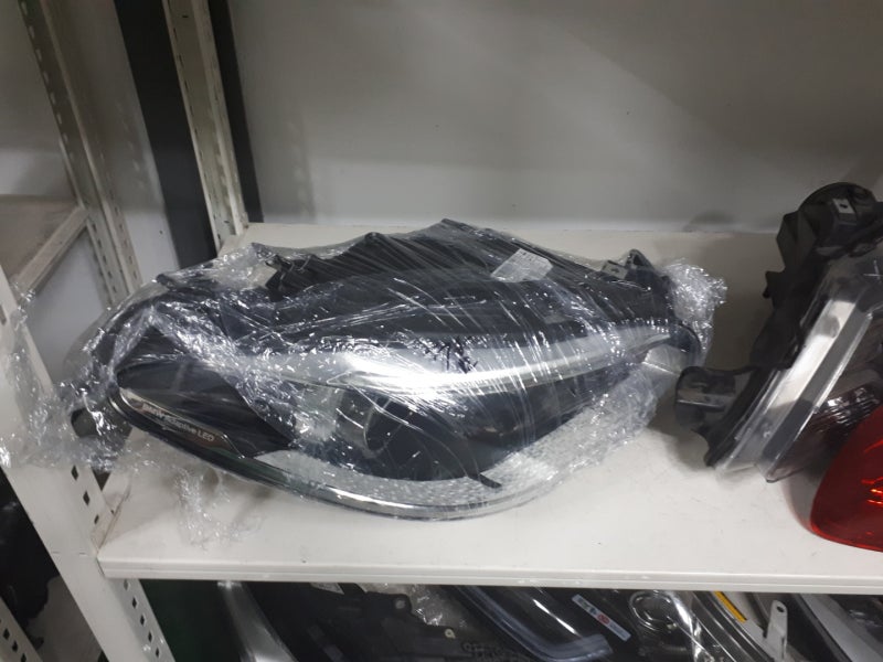 bmw 5시리즈 520d f10 중고헤드라이트 파손이나 습기 찼을땐 중고램프로 교환하세요! led 발라스터 모듈이 고장났을땐 ...