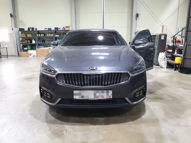 올뉴K7 LKAS유지모듈, 캔통신어뷰모듈, 열선통풍메모리모듈, 센터스피커, 단문형리어시거잭, 마이키링크, 알루미늄페달, 콘솔사이드가죽교체 작업 : 네이버 블로그