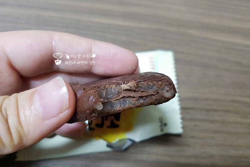 롯데 명가 찰떡파이 딸기and바나나 봄에디션 비교 네이버 블로그