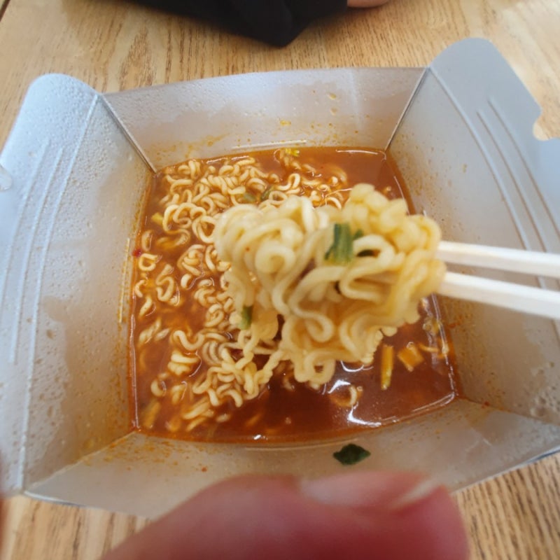 끓여먹는 한강공원라면 편의점 기계 작동법 네이버 블로그