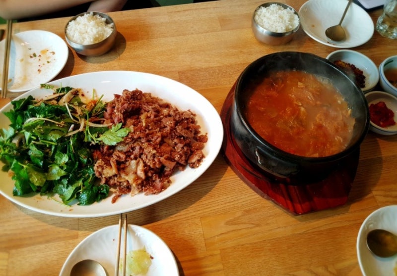 이촌역 국립중앙박물관 맛집 한식정식집 솜씨이촌 식객 허영만 화백 네이버 블로그