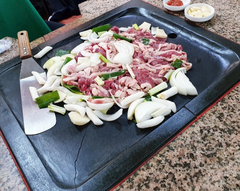 신림동 소문난생오리돌판구이 (소문난생오리돌구이)에서 로스먹방 : 네이버 블로그