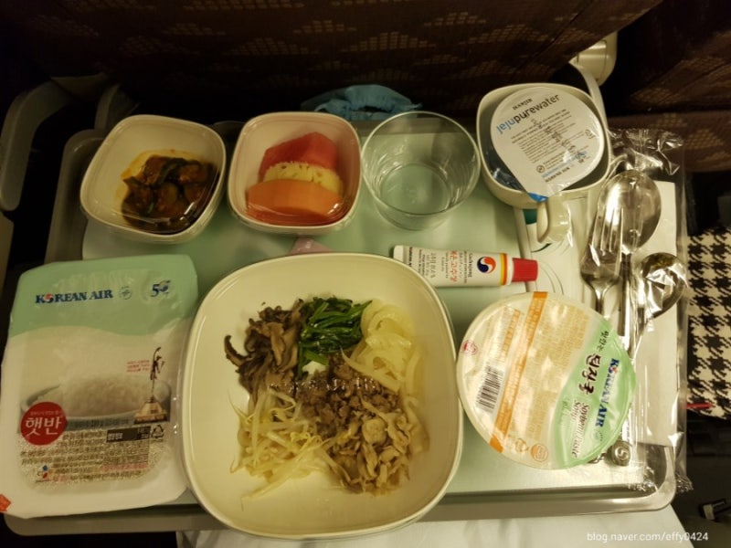 방콕 - 인천 구간 대한항공 KE658, B747-400 탑승후기 (좌석, 기내식 등) : 네이버 블로그