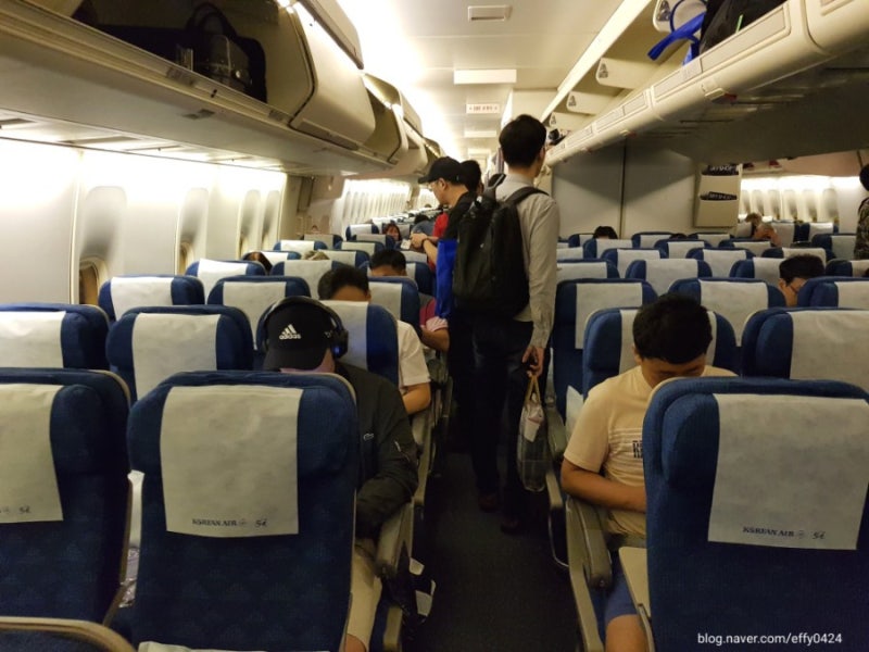 방콕 - 인천 구간 대한항공 KE658, B747-400 탑승후기 (좌석, 기내식 등) : 네이버 블로그