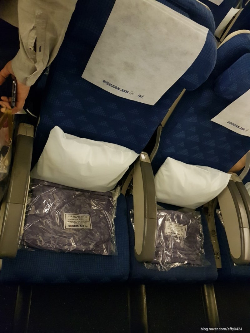 방콕 - 인천 구간 대한항공 KE658, B747-400 탑승후기 (좌석, 기내식 등) : 네이버 블로그