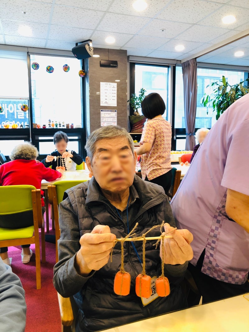 일산주간보호센터 고양시주간보호센터 미술활동 매주만들기 시니어데이케어 주은 일산센터 네이버 블로그