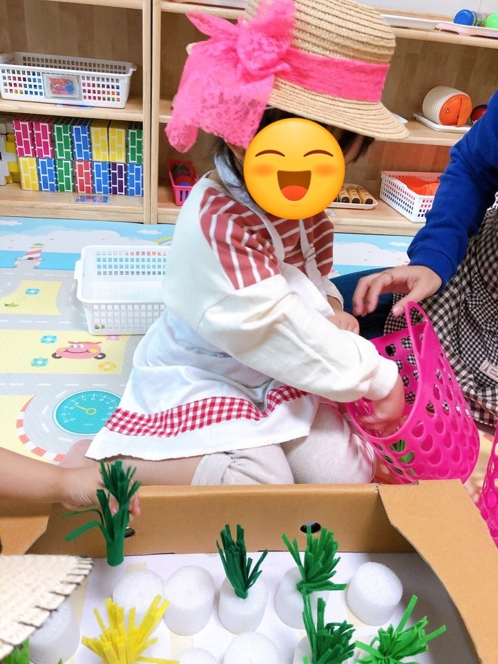 호반아이사랑♡ 만1세만2세혼합연령활동 만2세꼬마농부쌀오감놀이연계확장활동 대근육악어처럼엉금엉금활동 대근육음률악어떼 안전교육