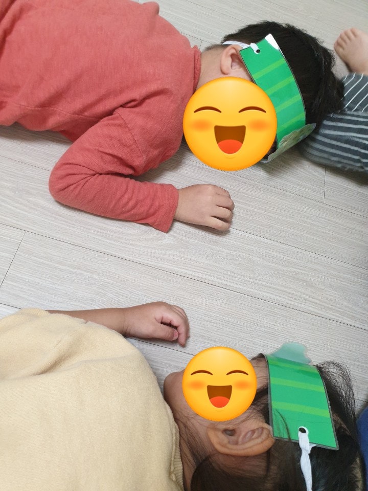 호반아이사랑♡ 만1세만2세혼합연령활동 만2세꼬마농부쌀오감놀이연계확장활동 대근육악어처럼엉금엉금활동 대근육음률악어떼 안전교육