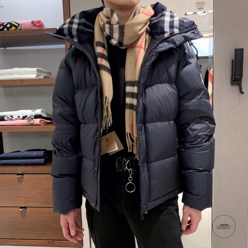 [BURBERRY] 버버리 록웰 소매 탈부착 후드 다운 패딩 / Lockwell Detachable Sleeve Hooded ...