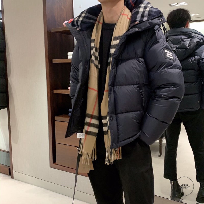 [BURBERRY] 버버리 록웰 소매 탈부착 후드 다운 패딩 / Lockwell Detachable Sleeve Hooded ...