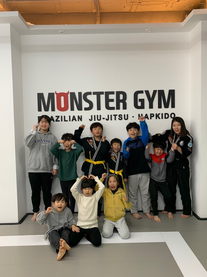 몬스터 세종시합기도 세종시주짓수 고운동합기도 고운동주짓수 몬스터합기도주짓수 불금데이 불금돌봄 몬스터짐 레크레이션 용인대충효도장