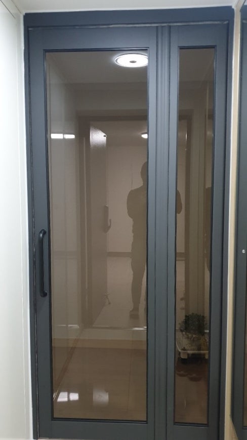 천안중문아산중문 성성동 푸르지오아파트 현관중문 반자동 스윙도어 시공 By 시원테크 네이버 블로그