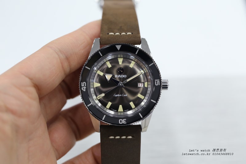라도 캡틴 쿡 오토매틱 다이버 (가죽 스트랩) R32505305 스와치그룹코리아 공식 수입 : 네이버 블로그