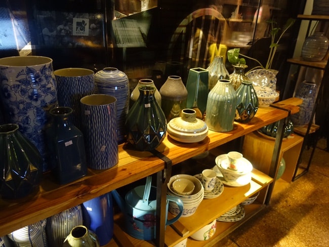 하노이 호안끼엠 식물가득한 꽃가게 & 북 카페 Floral and Book cafe : 네이버 블로그