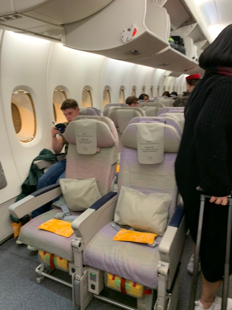 [유럽여행] 아랍에미레이트항공 EK0323, EK0001 탑승후기 (인천 - 두바이 , 두바이 - 런던히드로) : 네이버 블로그