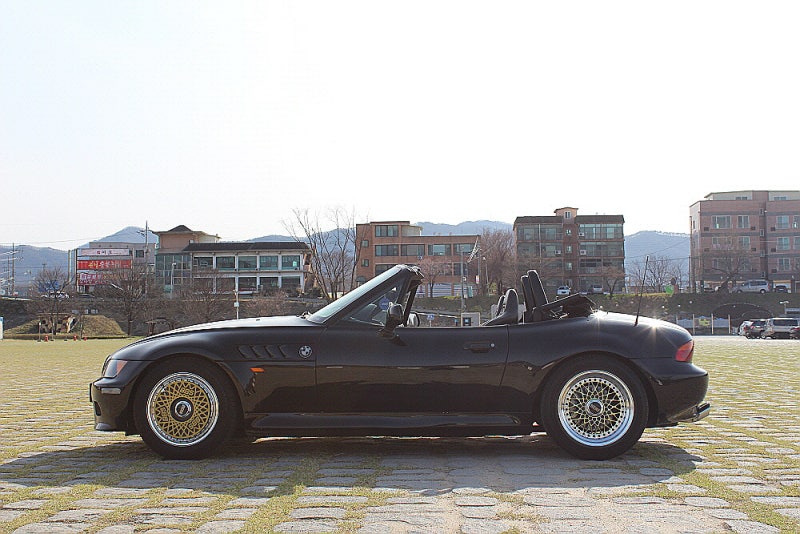BMW Z3,BBS RS,BBS RS BLACK GOLD WINDOWS,16" BBS RS 휠 타이어 장착,BMW Z3 BBS ...