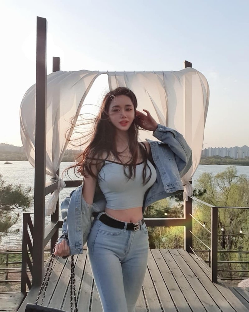 F컵 로드걸 김이슬(캔디슬) 인스타 몸매 근황 : 네이버 블로그