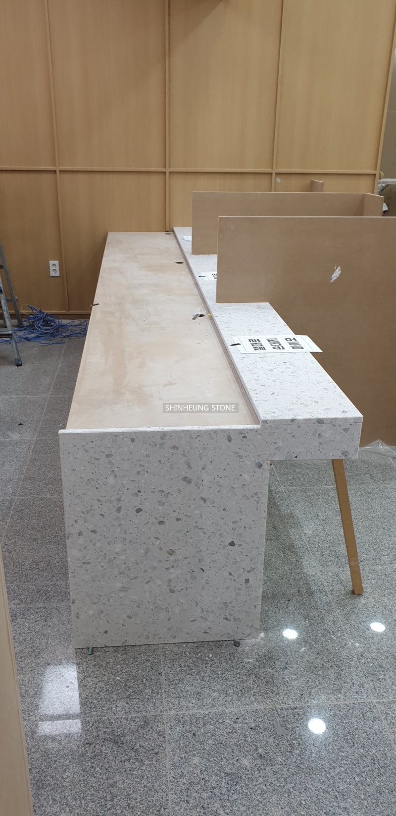 테라조[까라라C680그레이] 인포데스크, 테이블 상판 도봉구 시공현장 : 네이버 블로그