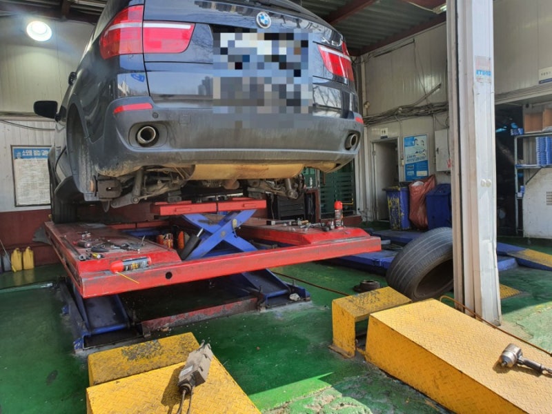 인천 연수구 송도동 연수동 청학동 동춘동 수입차정비 Bmw X5 전자식주차브레이크 사이드브레이크 Emf 모듈 재생수리