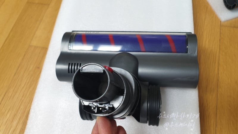 가볍고 흡수력 좋은 기펠 ZET-10 BLDC 무선청소기추천 : 네이버 블로그