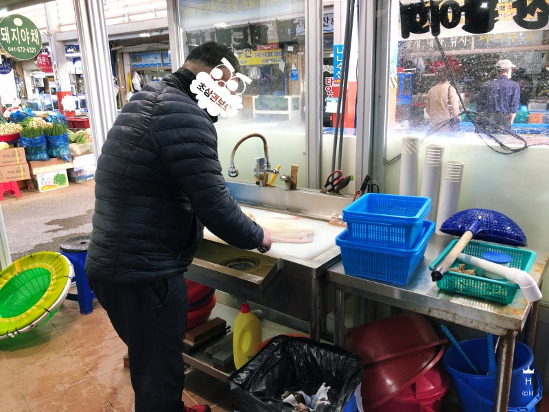 태안 1박2일 서부시장 태안수산노포 중국집 신태루만리포 해수욕장 오션뷰 롱비치 패밀리 호텔 더블룸아침 맛집 광장식당
