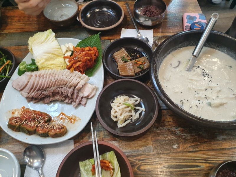 여의도 점심 맛집 여의도 풀향기 보쌈칼국수 보쌈 들깨수제비 세트 네이버 블로그