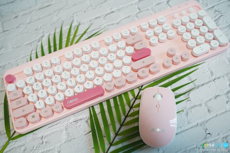 ABKO 러블리한 핑크빛 앱코 WKM01 무선키보드마우스 세트 : 네이버 블로그