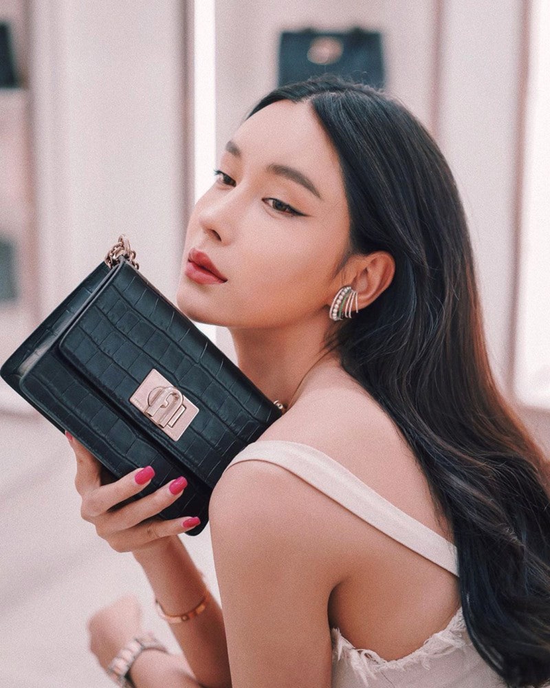 라오스의 예쁜 트렌스젠더 : 피야다 인타봉(Piyada Inthavong) : 네이버 블로그