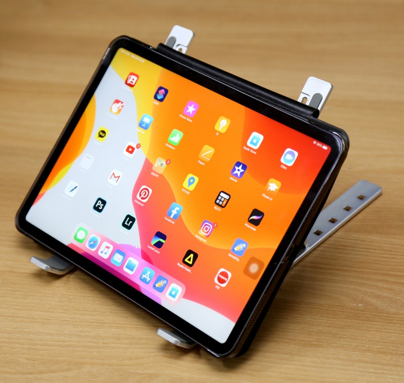 아이패드 악세사리 거치대 노벨뷰 쿨러몬스터 노트북 태블릿 스탠드 ALN3 드로잉용 거치대 : 네이버 블로그