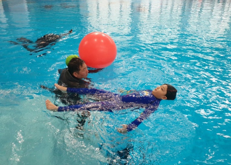 유스프리다이빙 어린이 물공포 해결 자신감 빵빵 5m 도전 후기 네이버 블로그