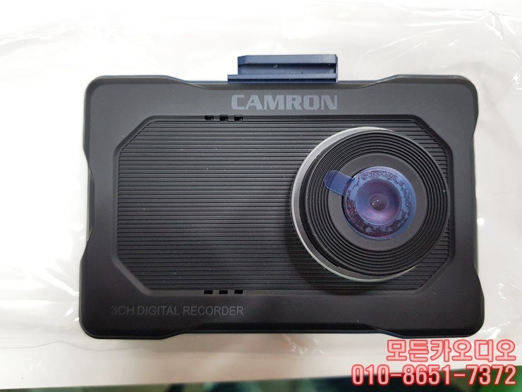 벤츠 2646 아트록스 블랙박스 측방카메라 운조 가죽시트 침대커버 벤츠마크led Led 작업등 썬팅 풀세팅 작업했어요