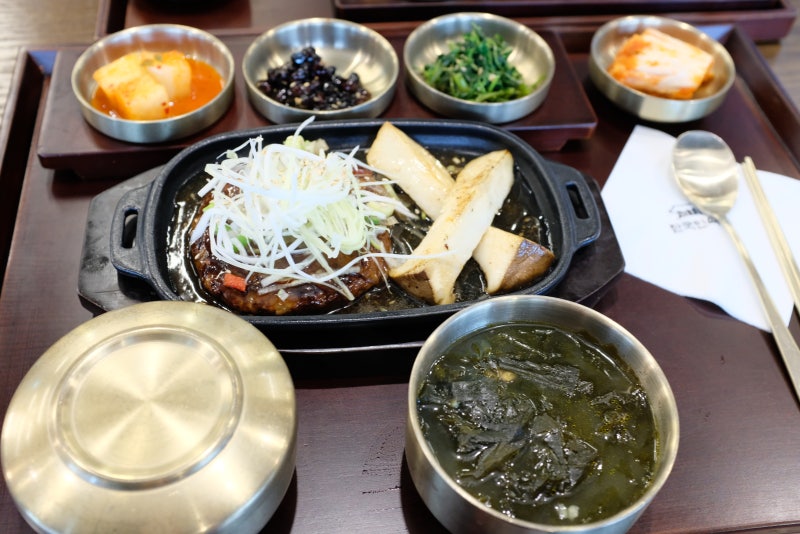 인사동맛집 안녕인사동 장터주점 한국민속촌인사동점 서울커피 미역국 맛집~ 두부김치 산채비빔밥도 여전히 맛난다~ 아아로