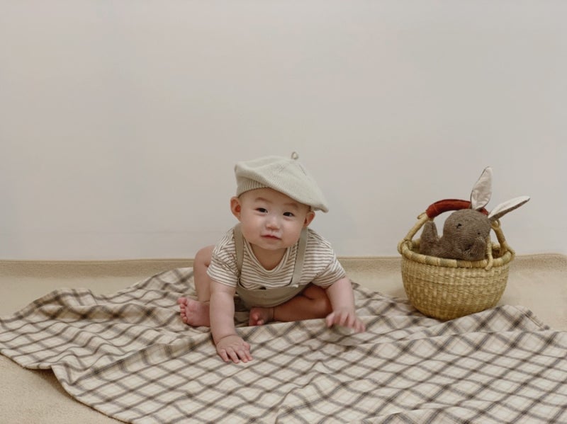 생후 221일 225일 7개월 아기 물건 잡고 일어나기 시작 아기옷 분리수유 시작 침독 제로이드 인텐시브