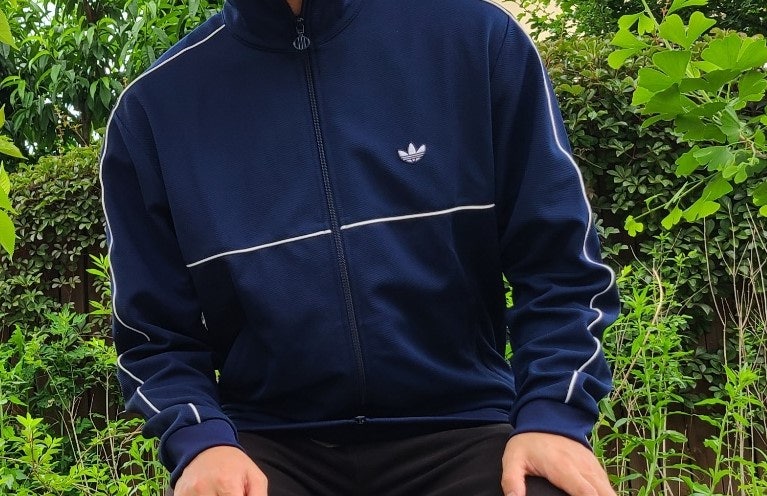 하나쯤은 있으면 좋은 아디다스 트랙탑 나이트 인디고 리뷰 :) : 네이버 블로그