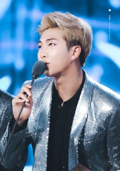 방탄소년단 RM / BTS RM · shining bright ♡♪♡ 2018 GMA : 네이버 블로그