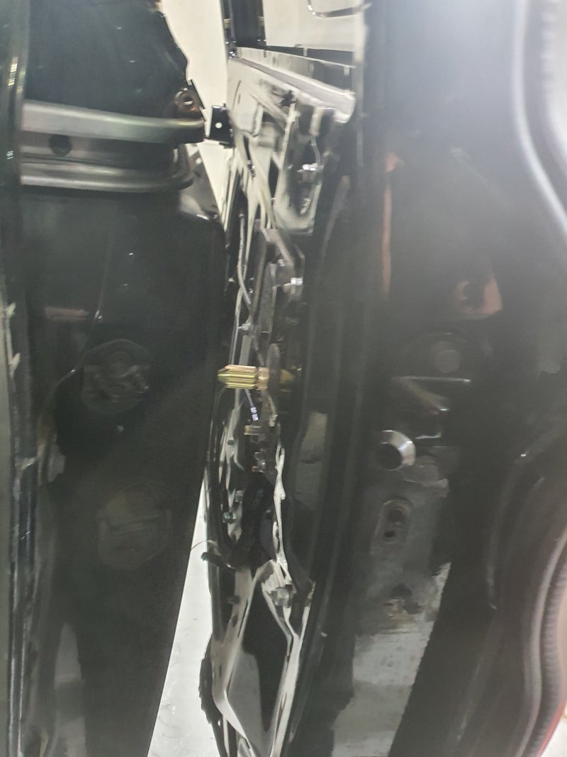 카니발 오토슬라이딩자동문파워테일게이트3열쿼터글라스 중고로 순정 장착 작업 네이버 블로그