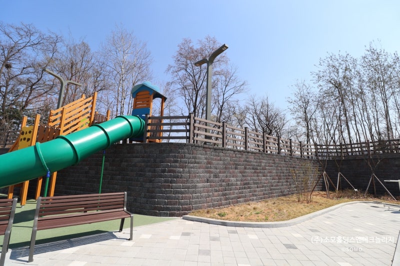 조경블럭 컨츄리매너블럭 색상별 시공사진 옹벽블럭옹벽용블럭담장블럭담장용블럭플랜터계단옥상조경콘크리트블럭보강토옹벽