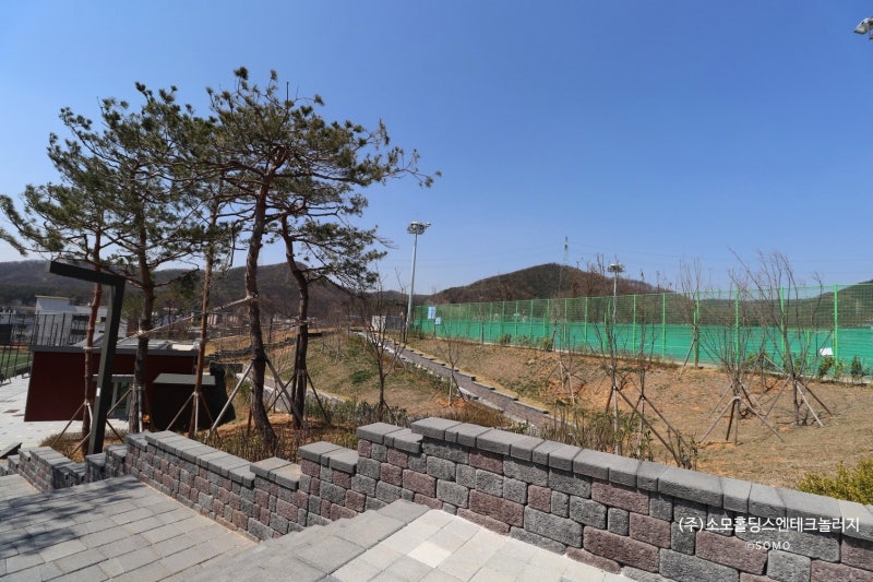 조경블럭 컨츄리매너블럭 색상별 시공사진 옹벽블럭옹벽용블럭담장블럭담장용블럭플랜터계단옥상조경콘크리트블럭보강토옹벽