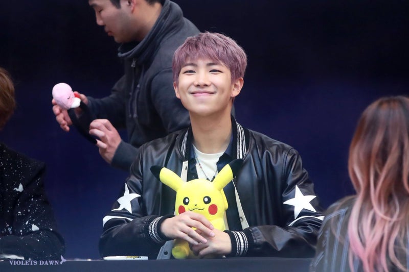 방탄소년단 RM / BTS RM ※♬ beautiful RM ♡☆ MyeongDong Fansign (170224) : 네이버 블로그