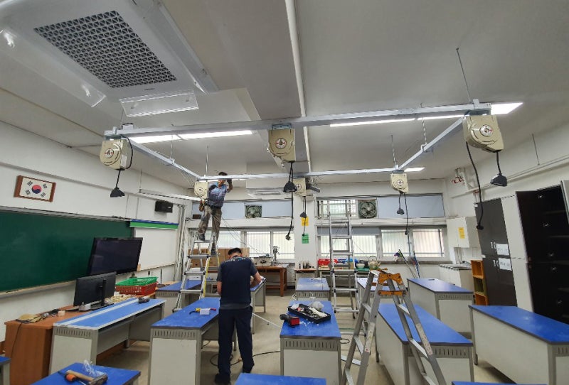 과학실 전동전선릴콘센트 기술실 수동전선릴콘센트 설치 완료 아현중학교 네이버 블로그