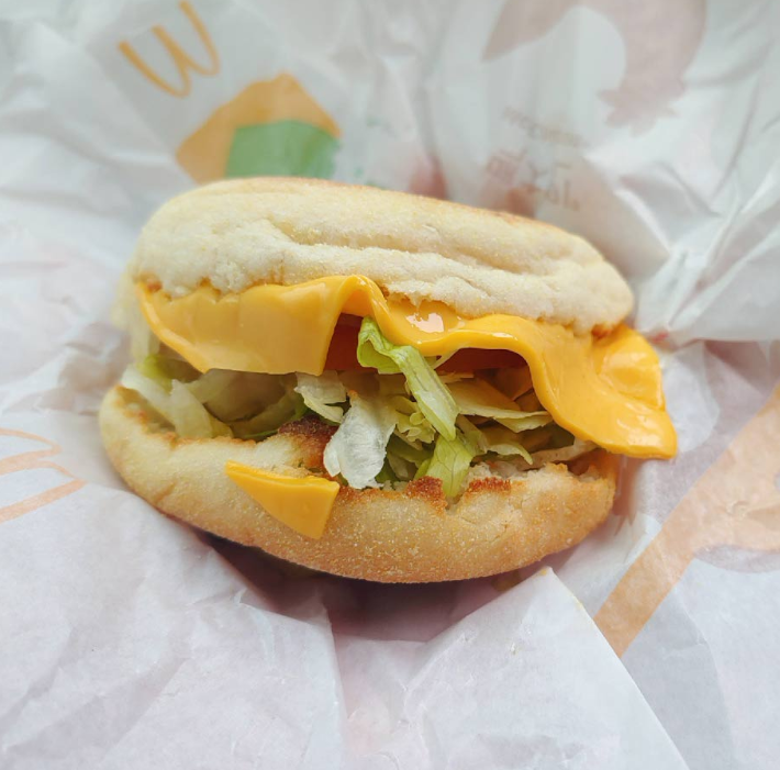 베이컨토마토머핀 BLT Muffin_맥모닝 메뉴 추천 ③ : 네이버 블로그
